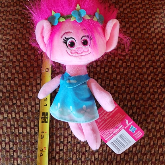 Hasbro | Toys | Dreamworks Troll Poppy Hug N Plush Doll | Poshmark